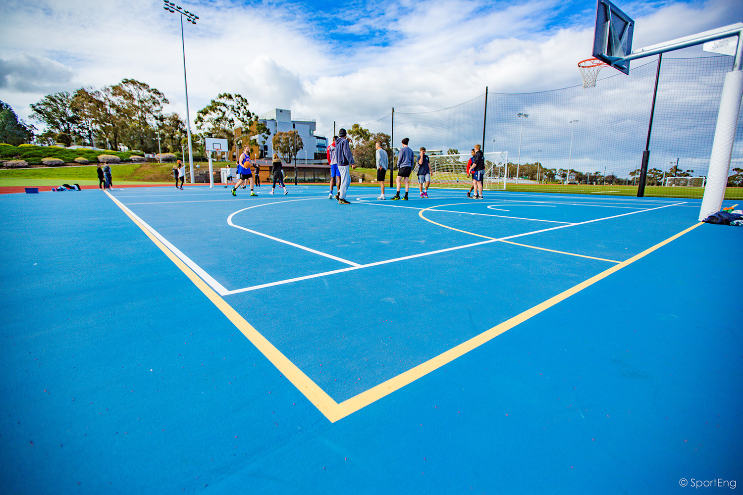 Enhancing physical education: integrating technology into school sport